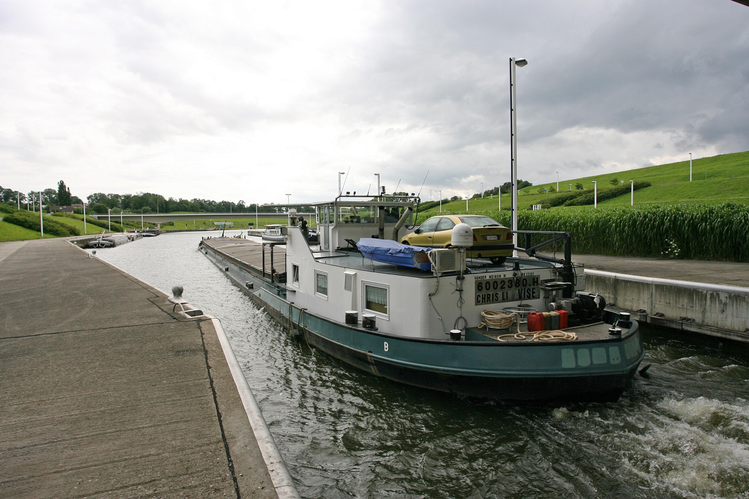 Chris Li | Binnenvaart in Beeld